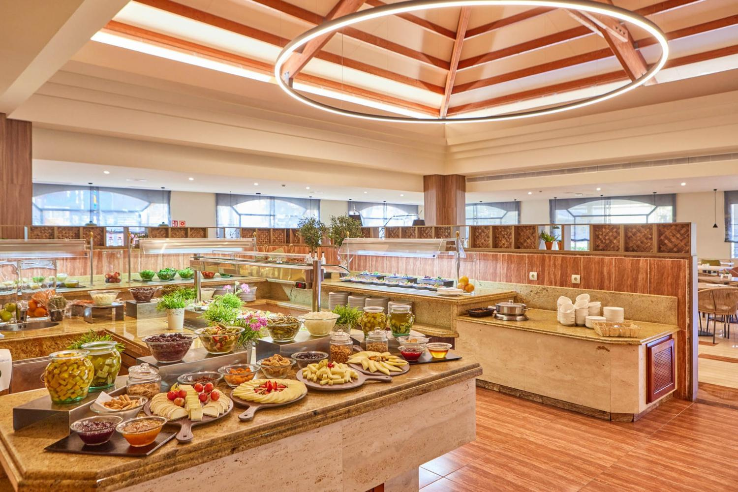 All-inclusive hotel in Palmanova • Zafiro Palmanova, Mallorca